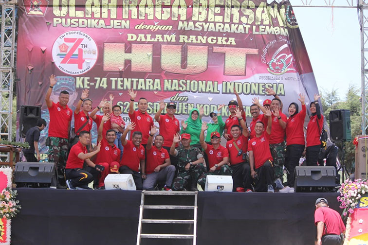 Sespimmen Polri Meriahkan HUT Pusdik AJEN ke-62 dan HUT TNI ke-74 ...