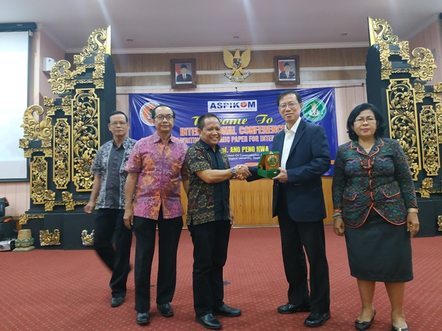 Tembus Jurnal Internasional FIKOM Dwijendra University Hadirkan Prof ...