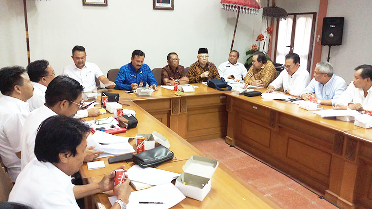 Disparda Libatkan Pelaku Pariwisata Sempurnakan Ranperda Standar ...
