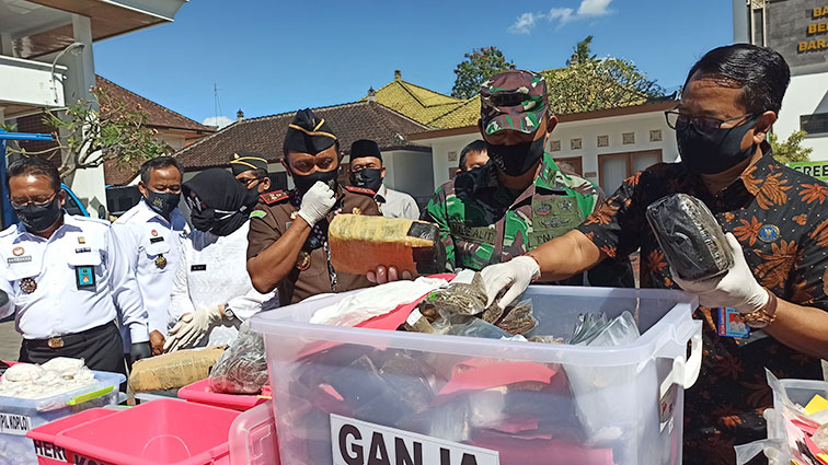 Kejari Denpasar Musnahkan Narkoba Senilai Rp 25,8 Miliar - PATROLIPOST