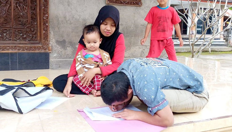 Walau Jaraknya Jauh, Guru SLB Bangli Rutin Kunjungi Rumah Siswa ...