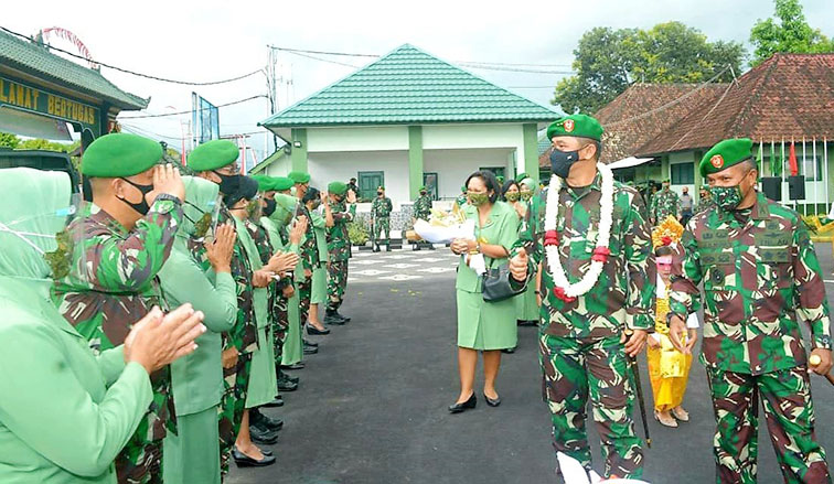 Awali Tugas, Pangdam Kunker dan Berikan Pengarahan di Rindam IX/Udayana ...