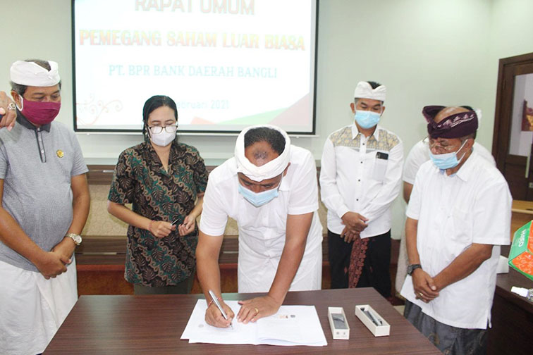 Status BPR Bank Pasar Bangli Berubah Menjadi PT - PATROLIPOST Status BPR Bank Pasar Bangli Berubah Menjadi PT - PATROLIPOST