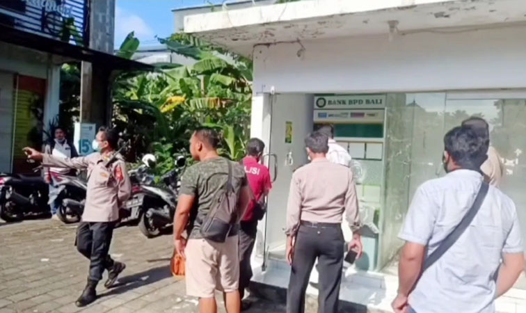 Giliran Mesin ATM BPD Bali Gatsu Denpasar yang Coba Dibobol Maling ...
