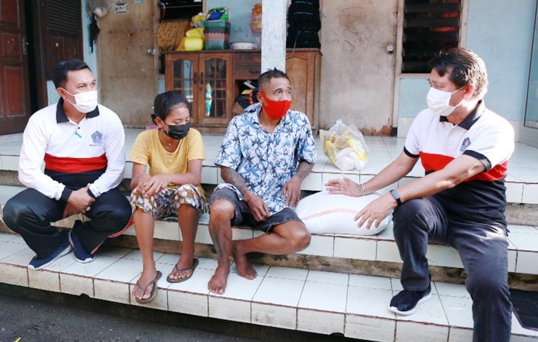 Bupati Serahkan Bantuan Kepada ODGJ dan Penyandang Disabilitas - PATROLIPOST