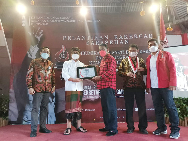 Sarasehan GMNI Denpasar, Wawali Arya Wibawa Ajak Generasi Milenial ...