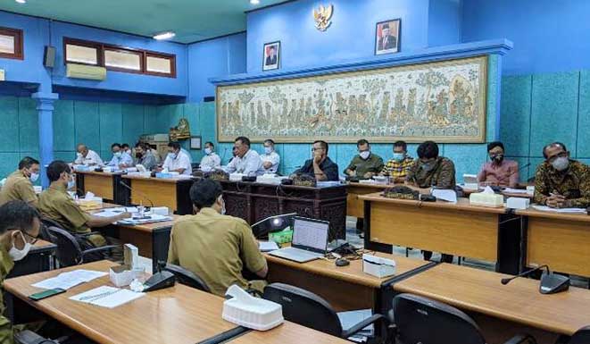 DPRD Klungkung Gelar Rapat Bersama Tim Anggaran - PATROLIPOST