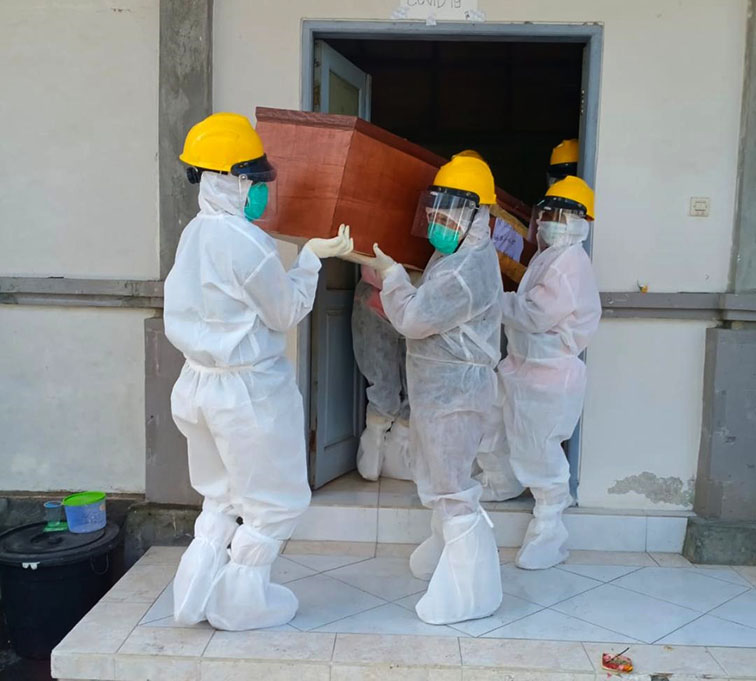 Darurat! RSU Bangli Gunakan Gudang untuk Ruang Penitipan Jenazah Covid-19 - PATROLIPOST