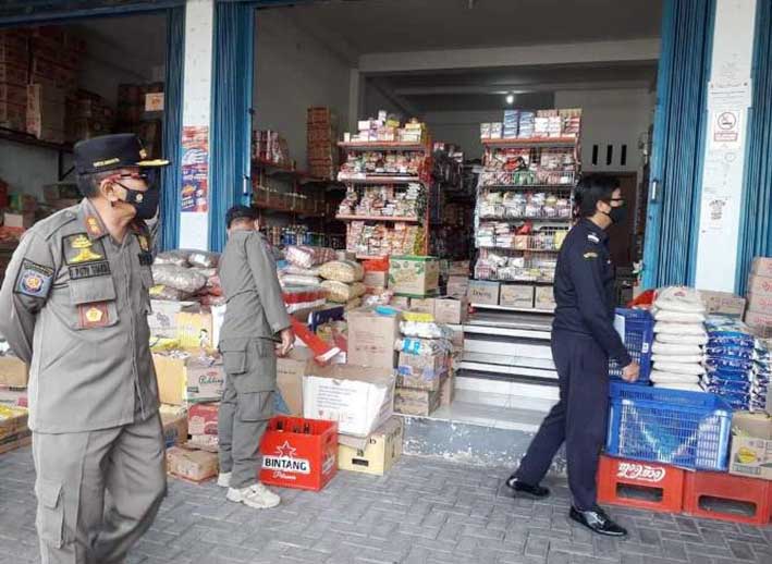 Razia Rokok Ilegal, Satpol PP Klungkung Gandeng Kantor Bea Cukai Wilayah Bali - PATROLIPOST