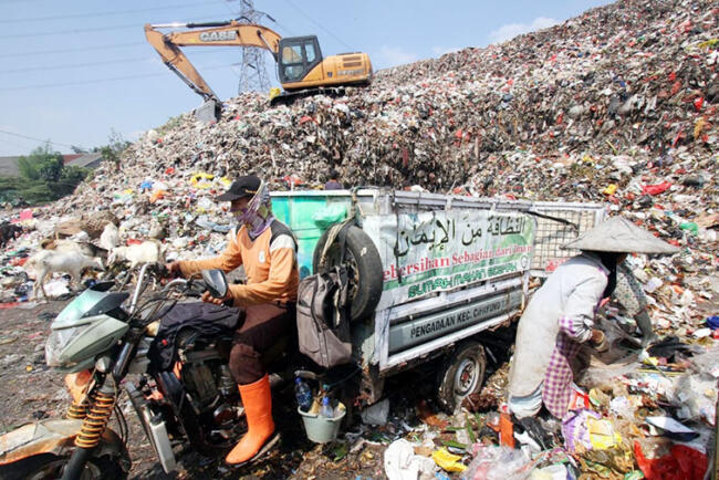 Kejari Manggarai Dampingi DLHD Dalam Proses Pengadaan TPA Sampah ...