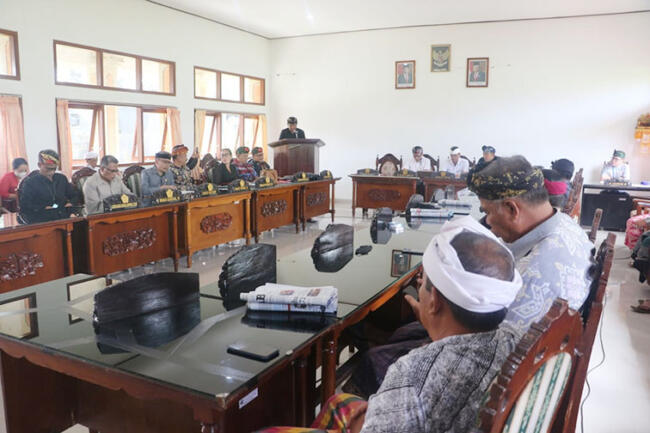 DPRD Bangli Minta Eksekutif Segera Tindaklanjuti Temuan BPK - PATROLIPOST DPRD Bangli Minta Eksekutif Segera Tindaklanjuti Temuan BPK - PATROLIPOST
