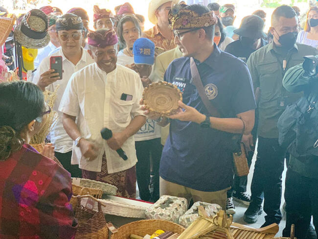 Menparekraf Sandiaga Uno All Out Tingkatkan Jumlah Kunjungan ke ...