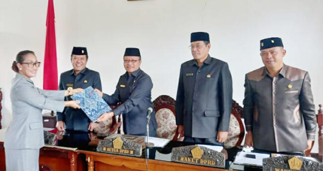 DPRD Bangli Ingatkan Eksekutif Waktu Pengerjaan Proyek Fisik Makin ... DPRD Bangli Ingatkan Eksekutif Waktu Pengerjaan Proyek Fisik Makin ...