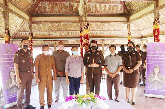 Kejaksaan Klungkung Hentikan Penuntutan Tersangka I Ketut Edy Muliawan ... Kejaksaan Klungkung Hentikan Penuntutan Tersangka I Ketut Edy Muliawan ...