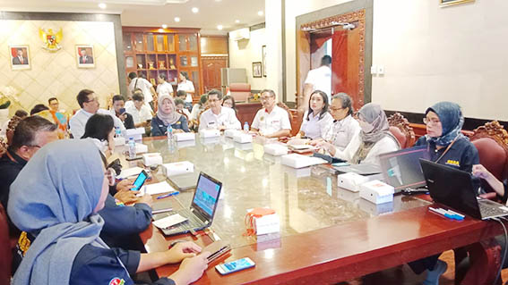 Distandardisasi Kementerian PPPA, Taman Bermain Alun-alun Gianyar ...