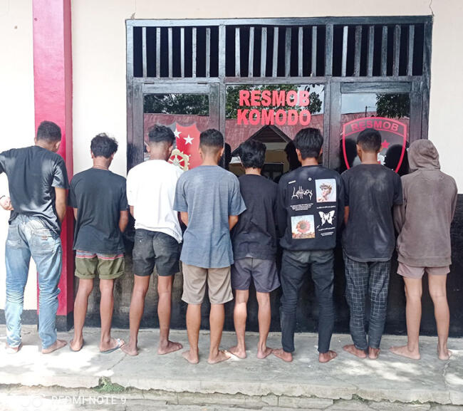 Polres Mabar Tangkap 8 Terduga Pelaku Penganiayaan PKL di Labuan Bajo ...
