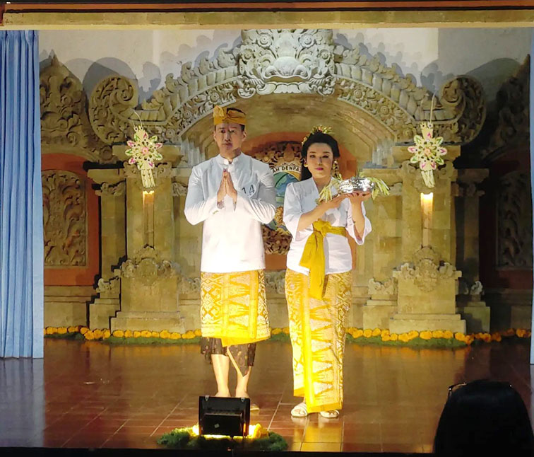 Peringati HUT ke-63 RSUP Prof Ngoerah Gelar Lomba Busana Adat - PATROLIPOST