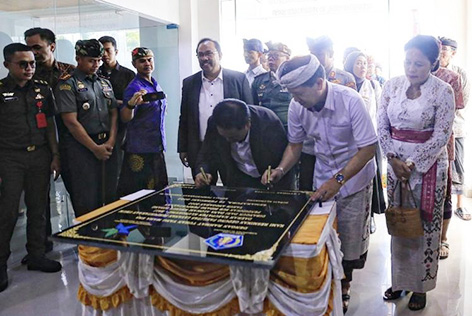 Bupati Suwirta: Jadikan Gedung Perpustakaan Berdampak Positif Bagi Masyarakat - PATROLIPOST