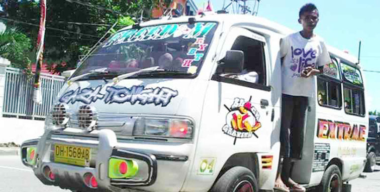 Fakta Unik Angkot di NTT, dari Desain Grafis hingga Diskotik Berjalan ...