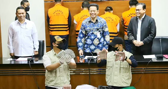 KPK: Uang Suap Proyek Rel Kereta Api untuk THR Pejabat - PATROLIPOST