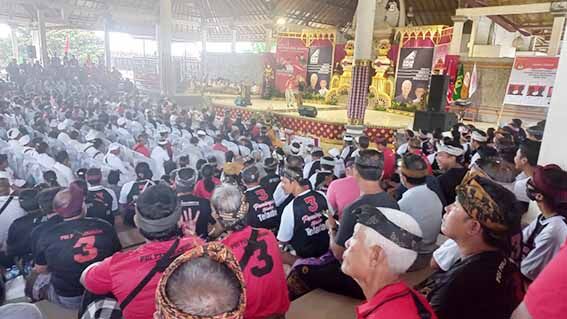 Ribuan Simpatisan GAMA Banjiri Balai Budaya Ide Dewa Agung Istri Kanya ... Ribuan Simpatisan GAMA Banjiri Balai Budaya Ide Dewa Agung Istri Kanya ...