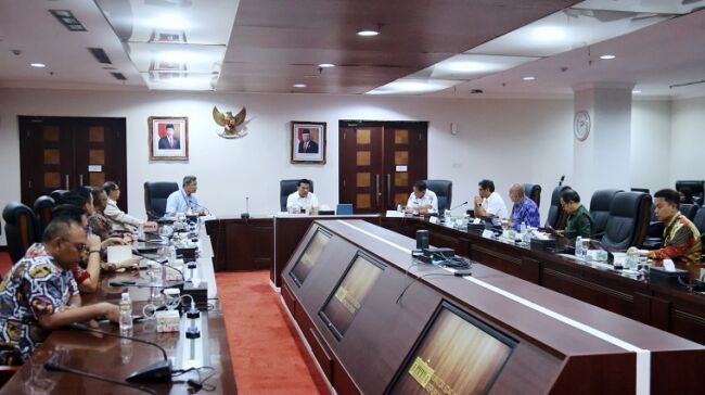 Bertemu Moeldoko, Mahendra Jaya Sampaikan Progres Implementasi ...