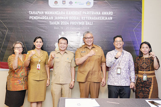 Pj Bupati Gianyar Dewa Tagel Wirasa Ikuti Wawancara Paritrana Award - PATROLIPOST