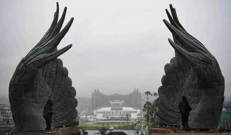 Patung Sayap Garuda IKN Dikaitkan dengan Aura Mistis, Nyoman Nuarta Buka Suara - PATROLIPOST